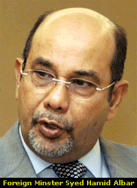 Asean Envoy Arrives in Rangoon